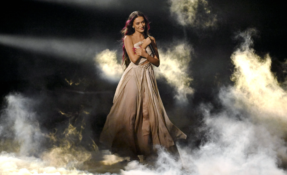 Скандал на Євробаченні зі співачкою з Ізраїля що сталось під час її виступу Читайте на Ukr Net