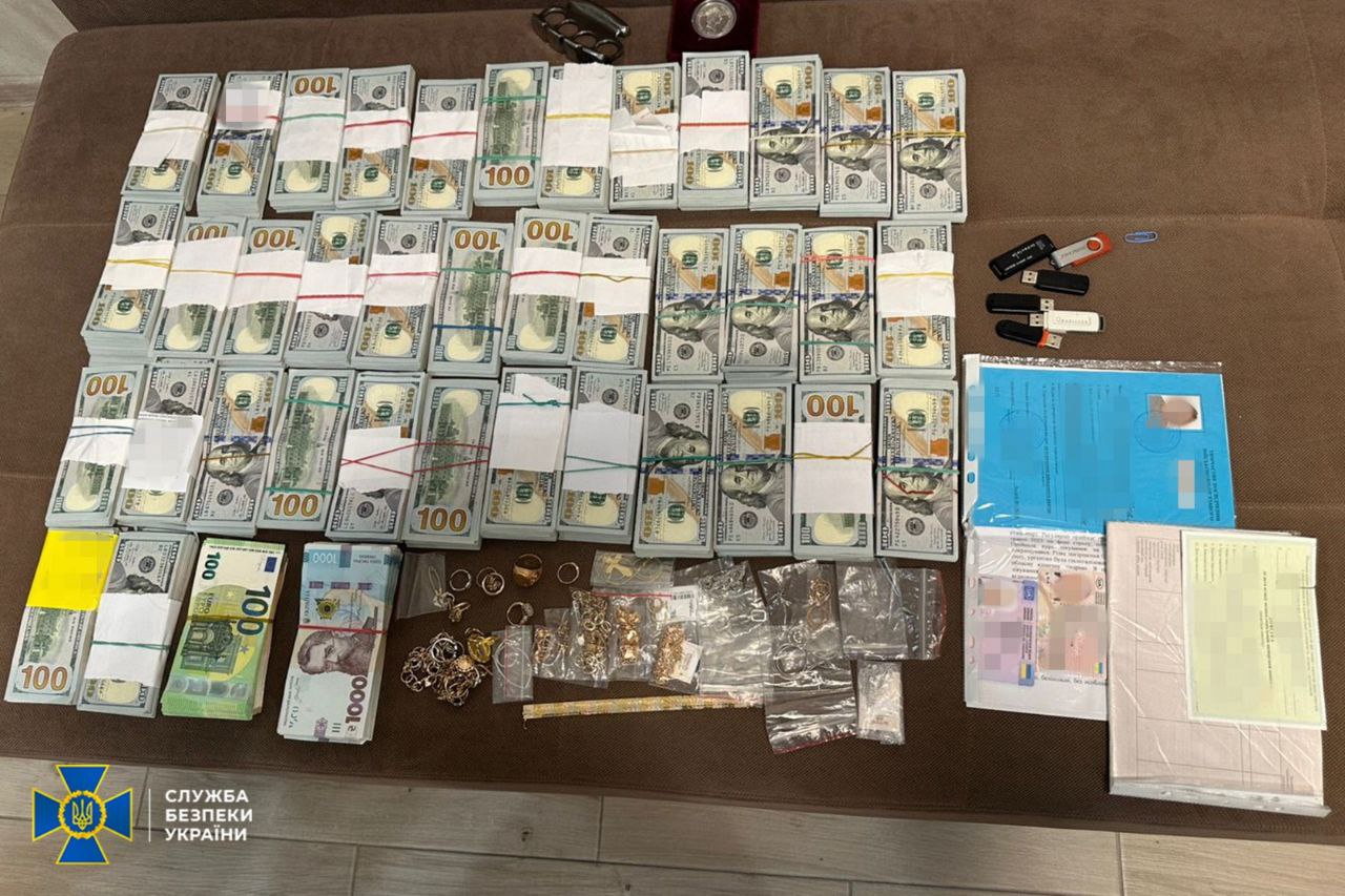 Корупція у МСЕК МСЕК Миколаїв обшуки МСЕК російський паспорт Коментарі Україна