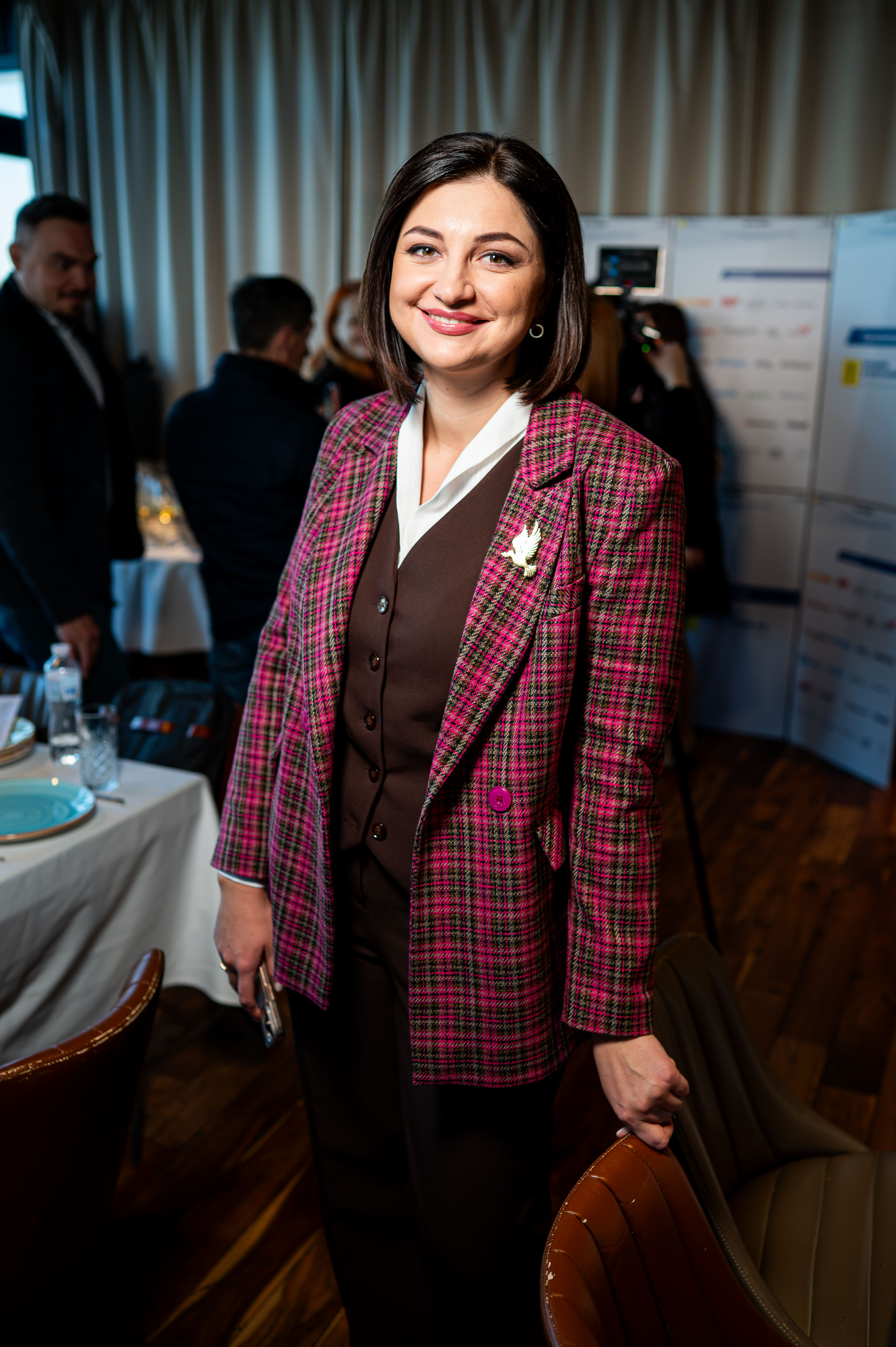 БИЗНЕС. ИНВЕСТИЦИИ. ЛИДЕРСТВО. БУДУЩЕЕ УКРАИНЫ - итоги бизнес-бранча | Комментарии Украина